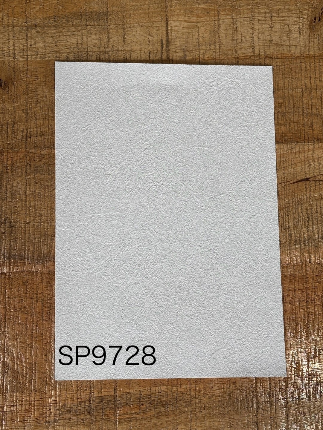 メインの壁紙に迷ったらコレ 2024年版(サンゲツ編) 吉祥寺の工務店ジェネシスのスタッフブログ